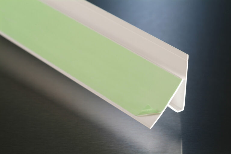 10ft Large Internal Corner White - Rockwell Building Plastics