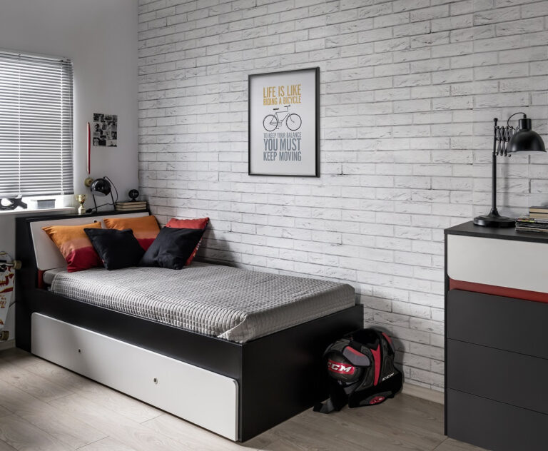 VOX Motivo Loft Brick - Pack of 4 panels - Rockwell Building Plastics